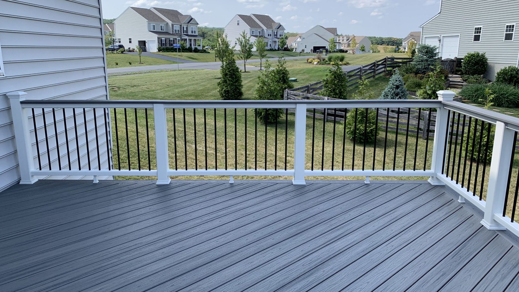 Common Deck Railing Options and Upgrades | Loudoun Deck & Fence