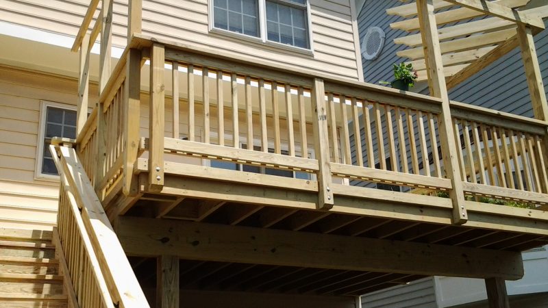 Common Deck Railing Options and Upgrades | Loudoun Deck & Fence